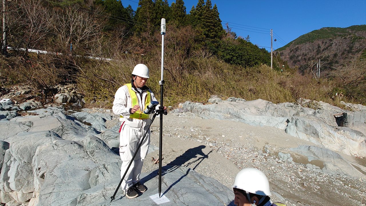 レーザー写真測量 | 岐阜ドローン撮影・測量・点検 エノモトドローン